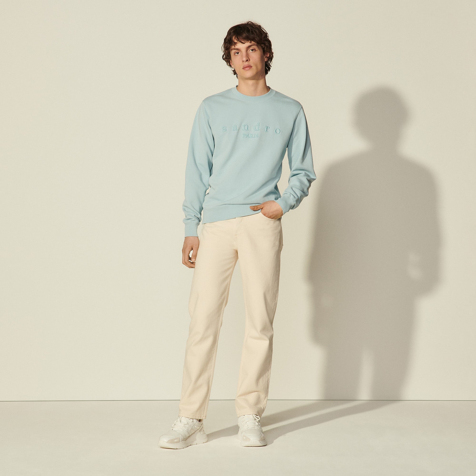 Sandro | Sudadera con bordado Sandro Crew Sandro para hombre. – The ...